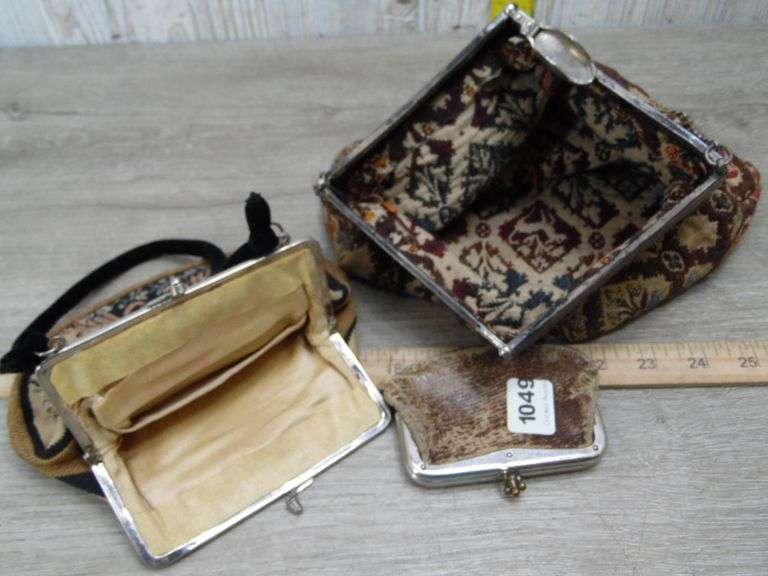 Vintage Purses & Change Purse - Dunker Auction