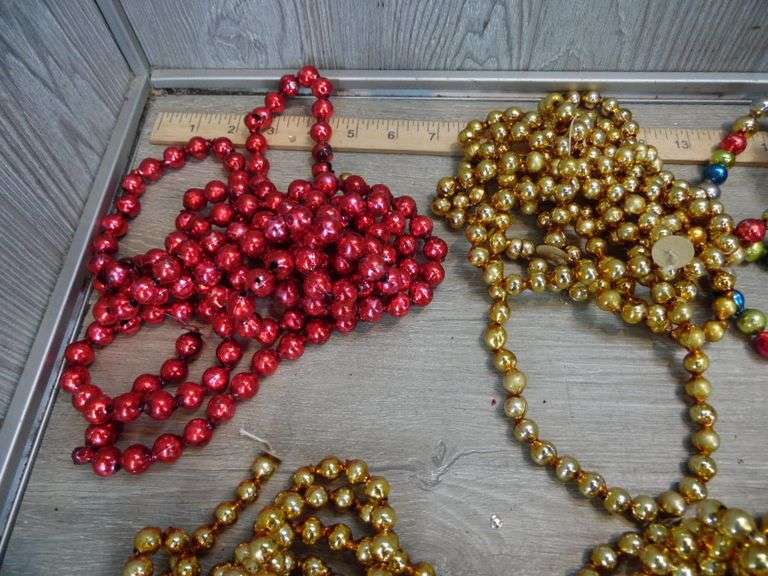 Beaded Garland - Every Strand Has Broken Beads - Dunker Auction