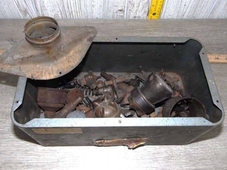 Ford Model T Radiator Caps and more - Dunker Auction