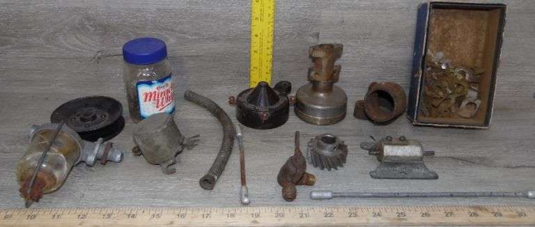 Ford Model T Parts - Dunker Auction