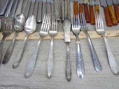 Flatware & Forks & Knives With Bakelite Handles - Dunker Auction