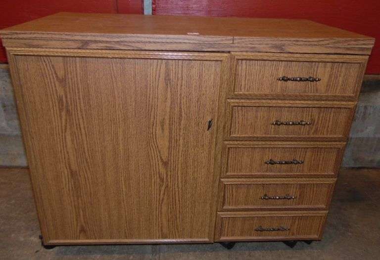 Sewing Machine Cabinet With Pull Out Work Space - 39" x 20" x 31 ...