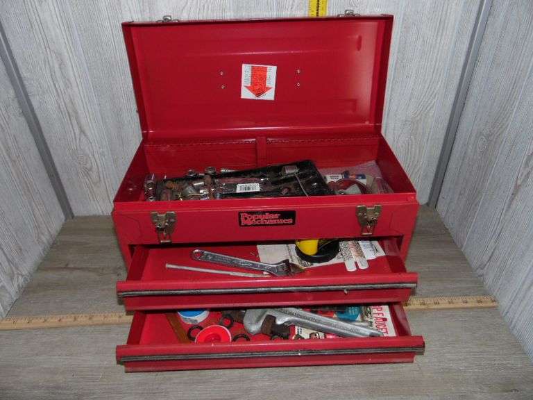 Popular Mechanics Toolbox With Tools - Dunker Auction