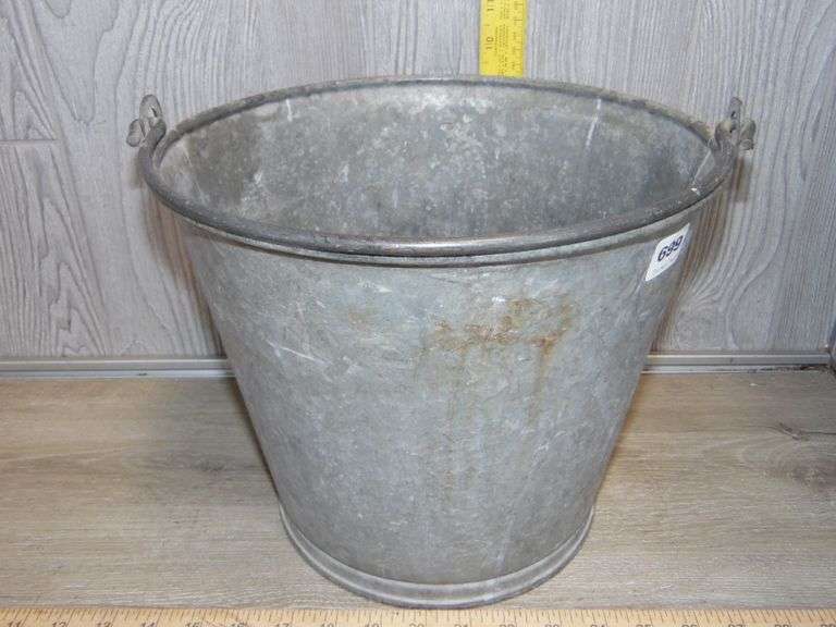 Galvanized Pail - Dunker Auction