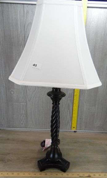 Table Lamp With Shade - Dunker Auction