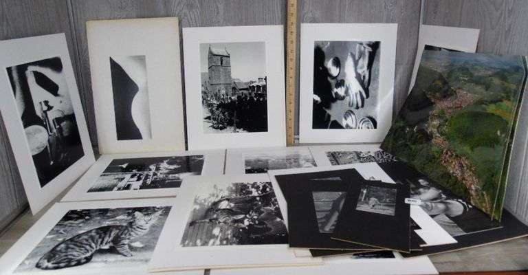 Various Artwork & Photos - Dunker Auction