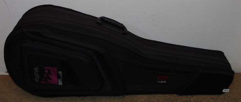 WolfPak Guitar Case - Dunker Auction