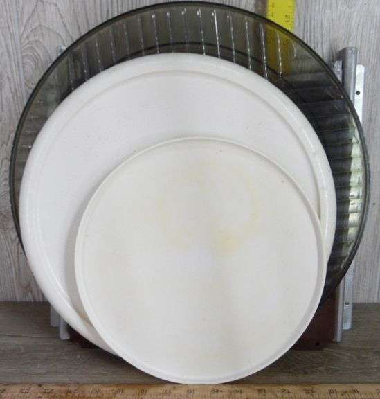Lazy Susans & Pull Out Platform - Dunker Auction