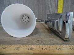 Tap Lights & Wall Light - Plastic - Dunker Auction