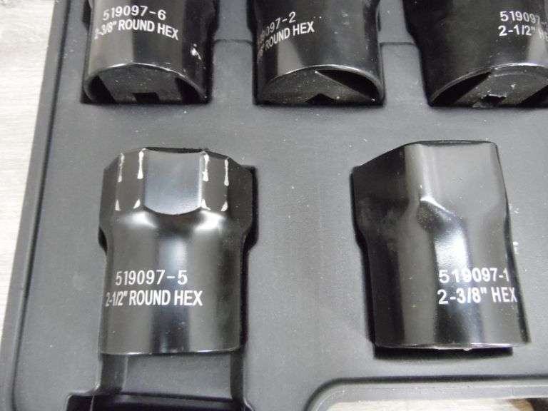 Matco Tools 7 Piece Wheel Bearing Locknut Socket Set - Dunker Auction