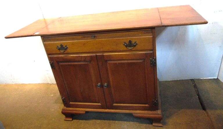 Sprague & Carleton Buffet Server - 18" x 54 1/2" x 33 1/2" - Dunker Auction