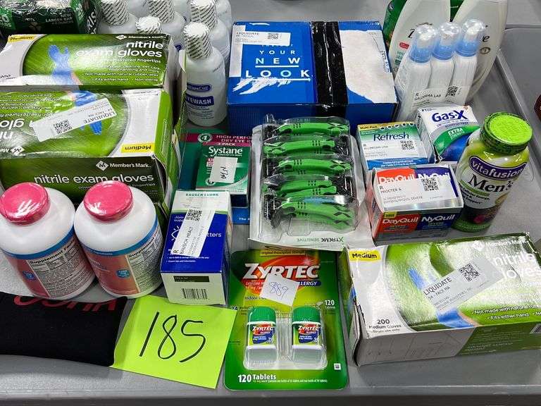MISC LOT OF HEALTHCARE/ HYGIENE ITEMS - SEE PHOTOS - Earl's Auction Company