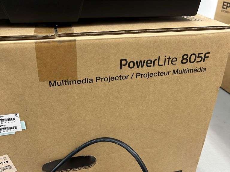 EPSON MODEL HP23A PROJECTOR - Earl's Auction Company