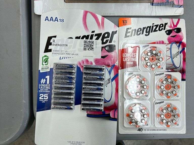 (5) PACKS OF ASSORTED ENERGIZER BATTERIES - Earl's Auction Company