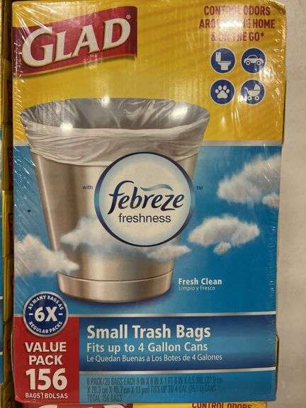 (5) BOXES OF GLAD TRASH BAGS - Earl's Auction Company
