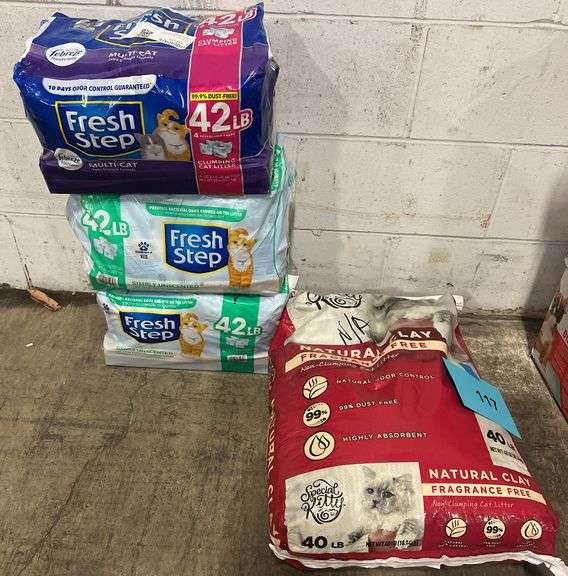 (4) PACKS OF CAT LITTER - FRESH STEP & SPECIAL KITTY - Earl's Auction ...