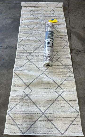 (2) RUNNER RUGS - Earl's Auction Company