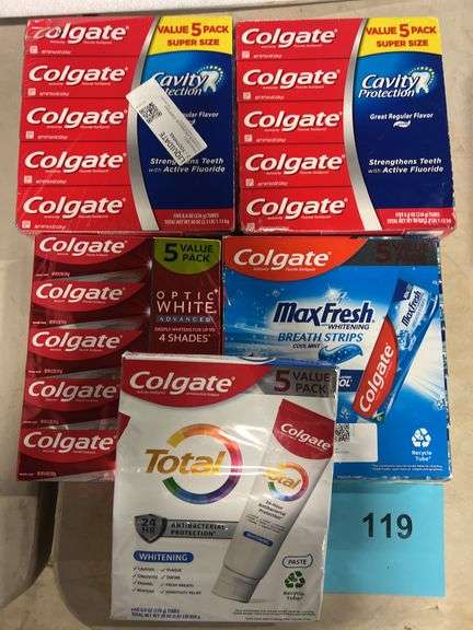(5) PACKS OF COLGATE TOOTHPASTE - Earl's Auction Company