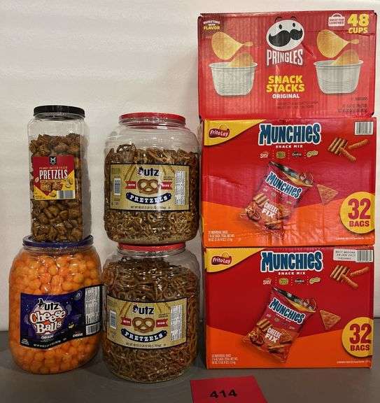MISC LOT OF FOOD ITEMS - SEE PHOTOS - Earl's Auction Company