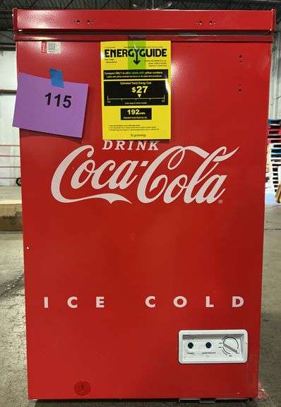 COCA COLA 3.5CU FT CHEST FREEZER - RED - Earl's Auction Company