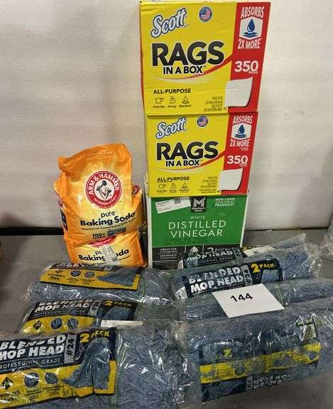 12PC CLEANING LOT - BAKING SODA, VINEGAR, RAGS & MOP HEADS - Earl's ...