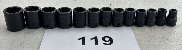 SNAP-ON 13PC 3/8" DRIVE SOCKET SET - Earl's Auction Company