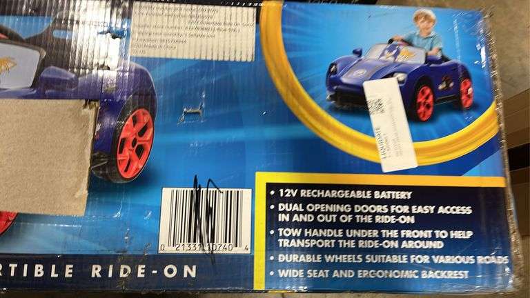 KIDS SONIC THE HEDGEHOG 12V CONVERTIBLE RIDE ON IN BOX - Earl's Auction ...