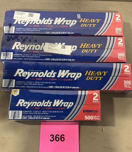 (4) PACKS OF REYNOLDS WRAP FOIL (2 BOXES PER PACK) - Earl's Auction Company