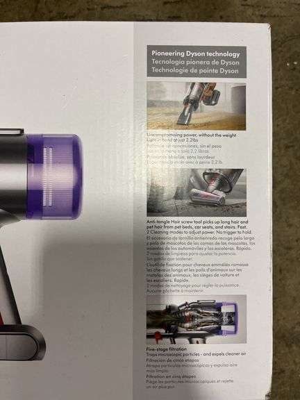 DYSON HUMDINGER HAND VACUUM IN BOX - Earl's Auction Company
