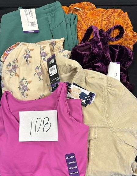 6PC WOMENS CLOTHING LOT SIZE XX-LARGE - Earl's Auction Company