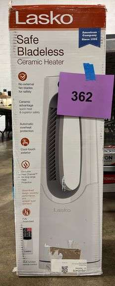 LASKO SAFE BLADELESS CERAMIC HEATER IN BOX - Earl's Auction Company