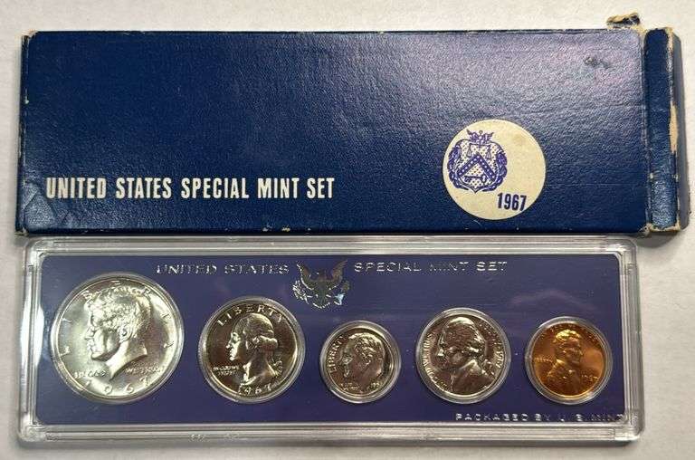 UNITED STATES 1967 SPECIAL MINT SET IN CASE W/ BOX - Earl's Auction Company