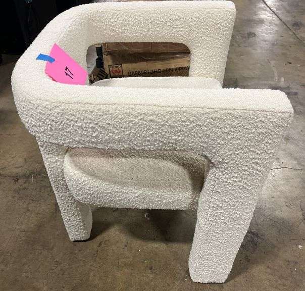 MODERN U SHAPED FABRIC ACCENT CHAIR - CREAM - Earl's Auction Company