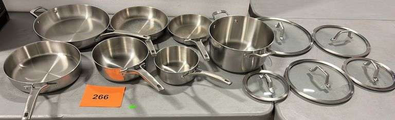 AS IS - 12PC CALPHALON COOKWARE SET - Earl's Auction Company