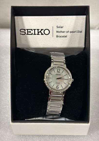 SEIKO WOMENS WATCH W/ BOX (MSRP $350.00) - Earl's Auction Company