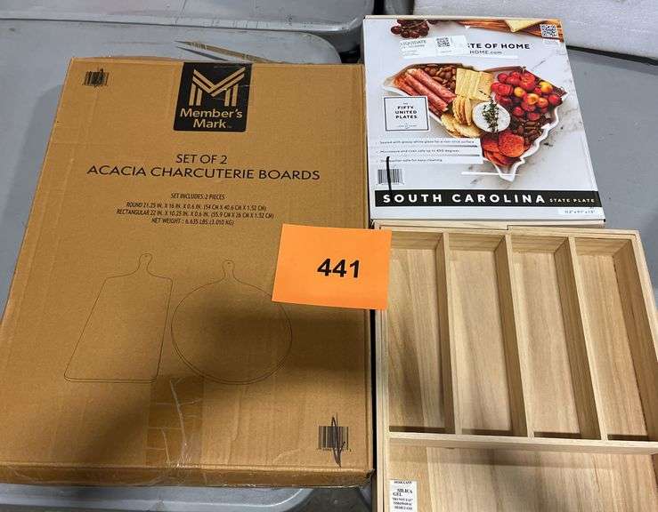 3PC KITCHEN LOT - BOARDS, CUTLERY HOLDER & STATE PLATE - Earl's Auction ...