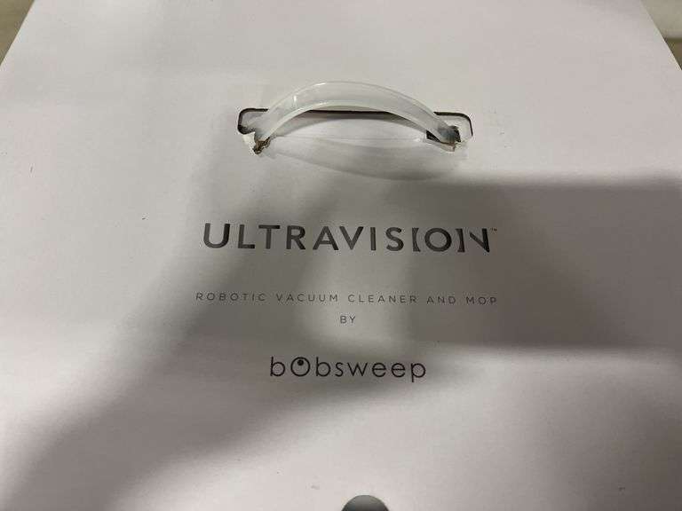 BOBSWEEP ULTRAVISION ROBOT VACUUM IN BOX - Earl's Auction Company
