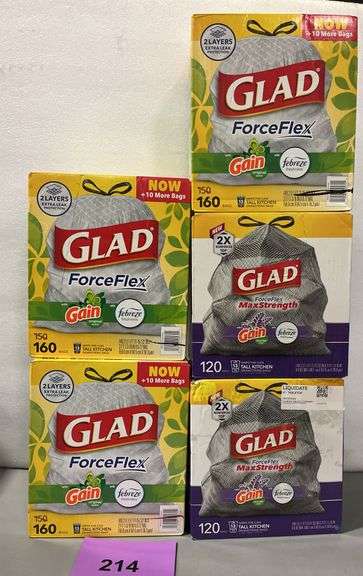 (5) BOXES OF GLAD TRASH BAGS - Earl's Auction Company