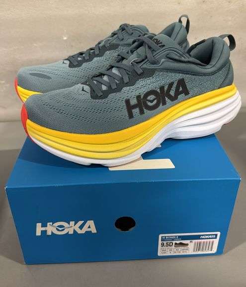 NEW MENS HOKA BONDI 8 SHOES SIZE 9.5D - Earl's Auction Company
