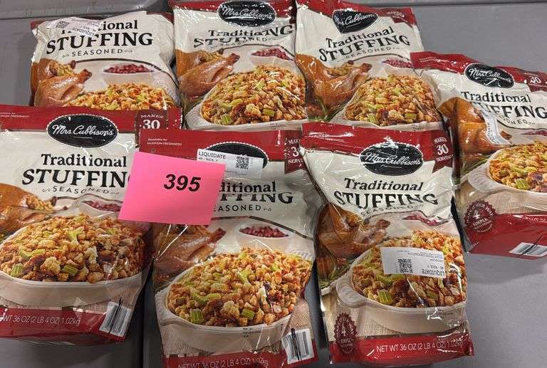 (7) BAGS OF TRADITIONAL STUFFING MIX - Earl's Auction Company