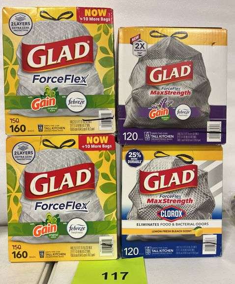 (4) BOXES OF GLAD TRASH BAGS - Earl's Auction Company
