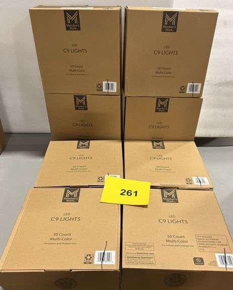 (8) BOXES OF LED C9 LIGHTS - Earl's Auction Company
