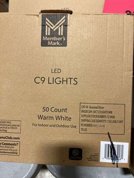 (6) BOXES OF LED C9 LIGHTS - Earl's Auction Company