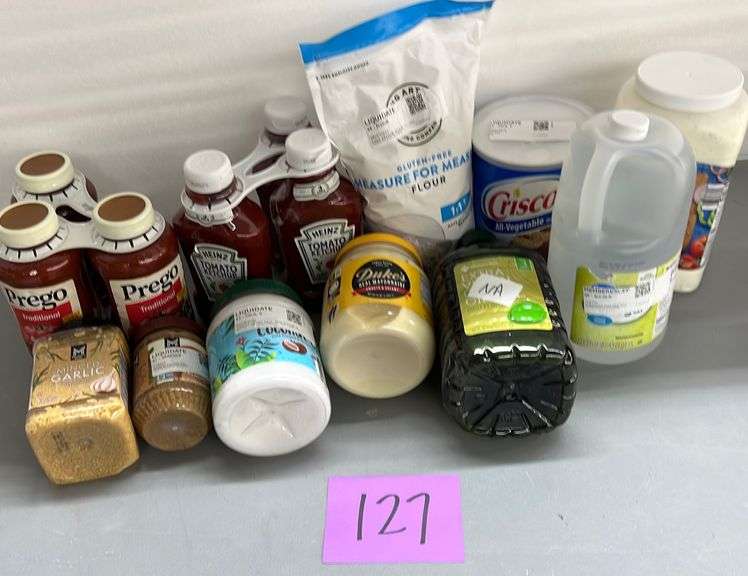 MISC LOT OF FOOD ITEMS - SEE PHOTOS - Earl's Auction Company