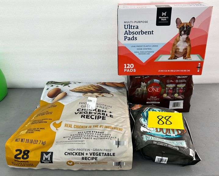 4PC DOG LOT - FOOD, TREATS & PADS - Earl's Auction Company