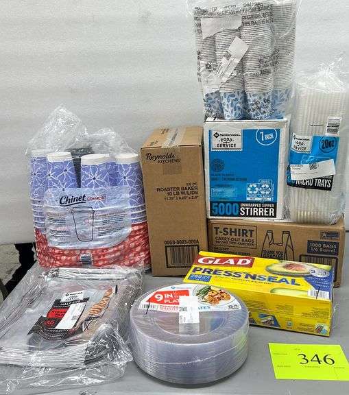 MISC LOT OF DISPOSABLE SERVEWARE - SEE PHOTOS - Earl's Auction Company