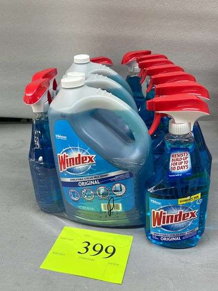 (3) JUGS OF WINDEX & (10) SPRAY BOTTLES - Earl's Auction Company