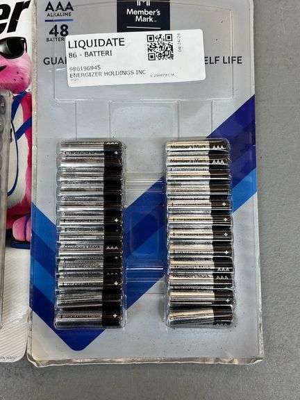 (6) PACKS OF ASSORTED BATTERIES - Earl's Auction Company