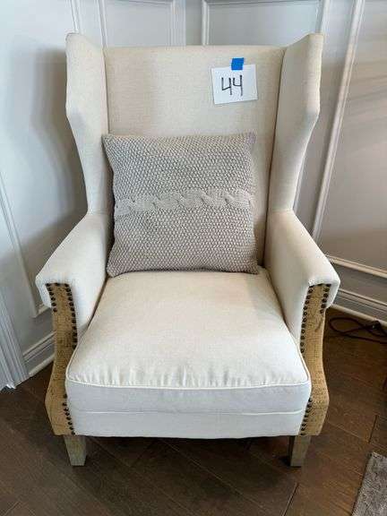 BEIGE/MAP PRINT ACCENT CHAIR W/ THROW PILLOW - Earl's Auction Company