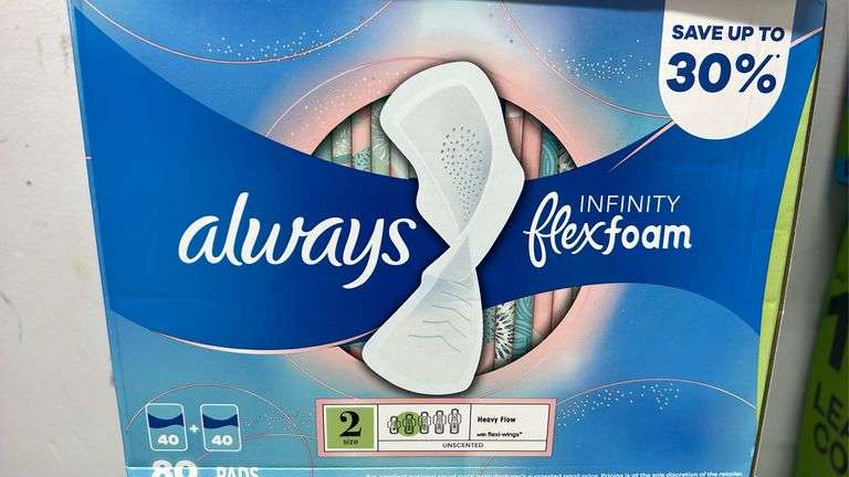 (4) BOXES OF ALWAYS PADS - Earl's Auction Company